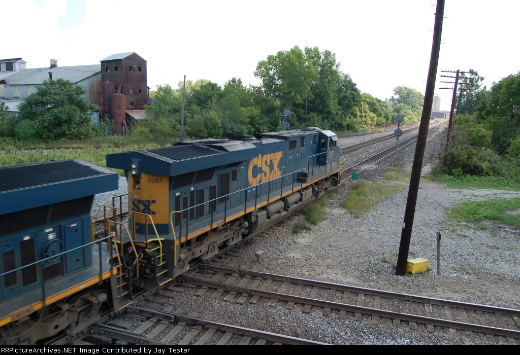 CSX 5261